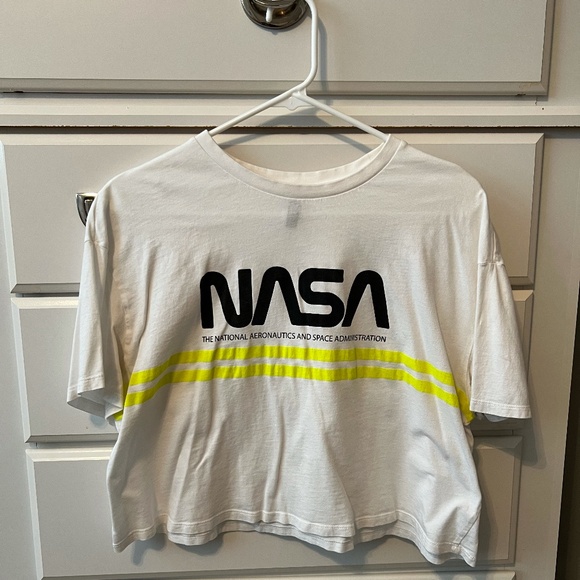 H&M | Tops | Hm Nasa Cropped Tee Large | Poshmark